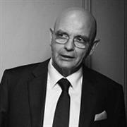 Ian Gordon | About | National University of Singapore